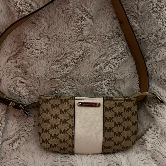 Michael Kors | Bags | Michael Kors Fanny Pack | Poshmark